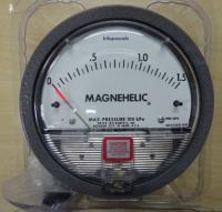 China Dwyer 2000 1.5Kpa Magnehelic Differential Pressure Gauge: The 2% FS Precision Measuring Powerhouse for sale