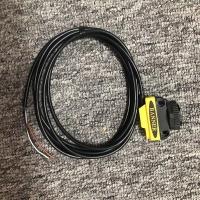 China Banner QS18VP6D Diffuse Photoelectric Sensor with 450 mm Sensing Range IP67 NEMA 6 Rated and Complementary PNP Output for sale