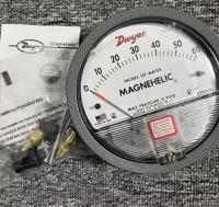 China Dwyer 2000 Series Magnehelic Precision Pressure Indicators for sale