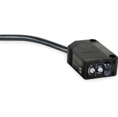 China Omron E3Z-D62 Photoelectric Sensor Diffuse-Reflective 1m Range for sale