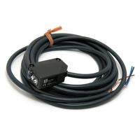 China Omron E3Z-D62 Photoelectric Sensor Diffuse-Reflective 1m Range for sale