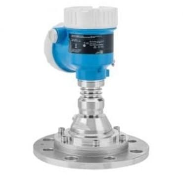 China E+H FMR62B Radar Level Sensor with 80 M Measurement Distance, -40…+200 °C Process Temperature, and +/- 1 Mm Accuracy for sale