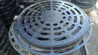 China Double Grate Ductile Iron Manhole Cover Corrosion Resistance for sale