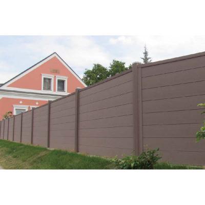 China Red Pine Patio Backyard WPC Composite Fence Boards 3D Embossed Surface for sale