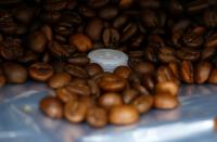 China Customized Stand Pouch Valve Coffee Bag With Side Zipper For Caoffee Beans Food Packaging for sale