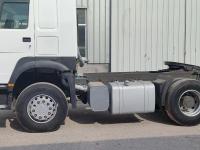 China Used Sinotruk Howo 6x4 RHD Tractor Truck 351-450hp Euro 2 White for sale