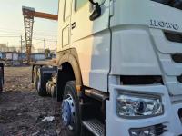China HOWO 6x4 Tractor Truck 375-430hp 400L Tank 12r22.5 Tires Manual Euro II-V for sale
