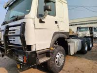 China HOWO 6x4 Tractor Truck 375-430hp 400L Tank 12r22.5 Tires Manual Euro II-V for sale