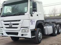 China Sinotruck HOWO 6x4 Tractor Truck 375-430hp White Euro II-V Manual Transmission for sale