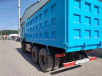 China HOWO SX3255DR384 8x4 Dump Truck 371HP Radial Tire Heavy Duty Dump Truck for Construction for sale