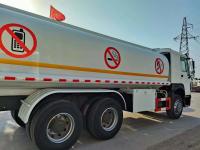 China Sinotruk HOWO 6x4 Oil Tanker Truck 30000kg GVW Manual Transmission GCC for sale