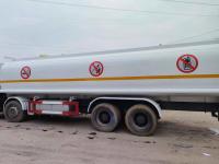 China Siontruk HOWO 8x4 Fuel Tanker Truck 20000L Euro 3/4/5 375-430hp for Diesel Transport for sale