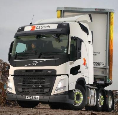 China Volvo FM 420 Tractor Truck 351-450hp 12.00R20 Radial Tire Euro 4 for sale