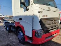 China Sinotruk Howo A7 6x4 Used Tractor Truck Head Weichai 351hp 450hp ECE Euro 2 5 RHD for sale