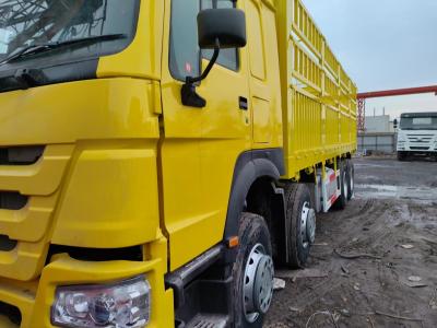 China Secondhand Sinotruk HOWO 8x4 Cargo Truck 12 Wheels Weichai 375hp 8.2m Cargo Tank for sale