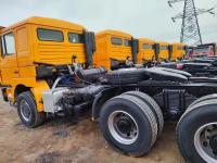 China Shacman F3000 6x4 Tractor Truck 380HP 420HP Manual Transmission 40-60 Ton Heavy Duty for sale