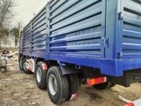 China Sinotruk HOWO 8x4 Blue Used Box Truck 351-420hp Euro 2 12-Speed Manual 41-50T Load Capacity for sale