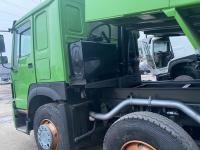 China Manual Transmission HOWO 8x4 Dump Truck 375-430hp Left Hand Front Lifting Green for sale