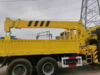 China HOWO 6x4 Truck Mounted Crane 12t Straight Boom 17.2m Lifting Height 360 Rotation for sale
