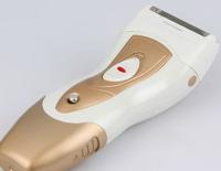China Close And Comfortable Shave With Battery-Operated Men'S Electric Shaver for sale