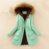 China 2019 Winter Jacket Women Breathable Casual Thick Parka Jacket With Warm Wool Lining Fur Collar for sale