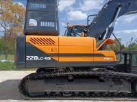 China 2023 Year Hyundai 220 Used Hrdraulic Crawler Excavator Large Equipment Machine Digger for sale