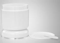China 200g 300g 500g PET Face Cream Jars Custom Screw Cap Eco Friendly Skincare Packaging for sale