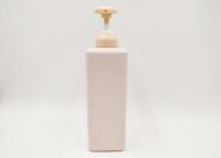 China 500ml Custom Cosmetic Bottles Pink Square Spray Bottle Recyclable Materials for sale