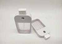 China 30ml Transparent Plastic Cosmetic Bottle with Spray Pump Customizable for sale