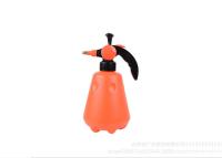 China 500ml Plastic Cosmetic Bottle Hand Pressure Sprayer Watering Can Customizable for sale