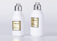 China Clear 4.05OZ Custom Cosmetic Bottles Plastic Shoulder Container for sale