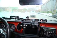 China Universal Car Bracket Mobile Phone Support Dashboard Car Mount Phone Holders Interior Kits for sale