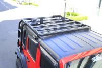 China Black Aluminum Roof Climbing Ladder for Jeep Wrangler 4x4 Offroad 833x400x261mm for sale