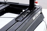 China Universal 4x4 Off Road Accessories Roof Rack Mount Flagpole Bracket Mechanical Style for sale