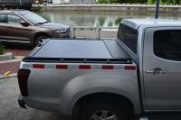 China Ford F150 Hard Retractable Pickup Truck Bed Tonneau Cover Roller Shutter 300kg Load Capacity for sale