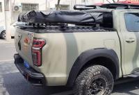 China Retractable Aluminum Alloy Hard Tonneau Cover for Toyota Hilux Revo 2020 Pickup Truck Bed Cover 63kg for sale