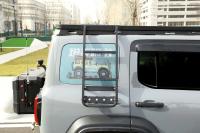 China Side Ladder Retrofit Kit for Tank 300 4x4 Vehicles Q235 Carbon Steel 10kg Set for sale