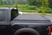 China Aluminum Alloy Retractable Tonneau Cover for Nissan Navara NP300 Pickup Truck Bed 45kg for sale