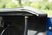 China Retractable Tonneau Cover for Nissan Navara NP300 Aluminum ABS Powder Coating 45kg for sale