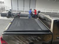China Powder Coated Retractable Tonneau Cover for Toyota Hilux Revo Double Cab 45kg for sale