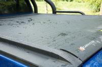 China Nissan Navara NP300 Retractable Tonneau Cover Roller Shutter Aluminum ABS 45kg for sale