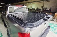 China Ford Ranger T7 Retractable Hard Tonneau Cover Aluminum Alloy 63kg for sale