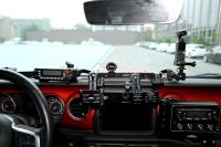 China Jeep Wrangler JL Aluminum Center Console Bracket 262x488x96mm for Car Phone Holder for sale