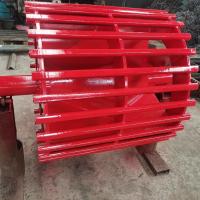 China Heavy Duty Industrial Belt Conveyor Accessories Self Cleaning Wing Pulley for sale