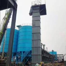China Robust Chain Bucket Elevator Vertical Conveying Solution For Abrasive Materials for sale