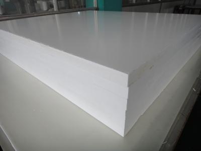 China Molded Polytetrafluoroethylene Sheet Non Abrasion Excellent Weatherability for sale
