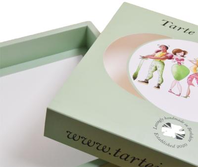China Green Cardboard Sliding Drawer Gift Boxes Wedding Chocolate Packaging for sale