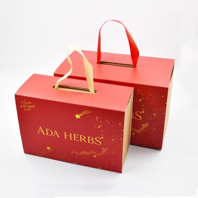 China Custom Printed Recyclable Luxury Gift Packing Box with Ribbon Handle 500 Pieces MOQ for sale