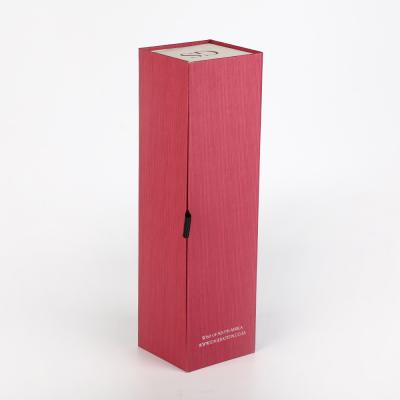 China Liquor Bottle Rigid Magnetic Gift Box 2mm Single Wine Bottle Box for sale