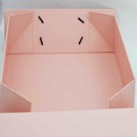 China Rigid Cardboard Magnetic Closure Box for sale